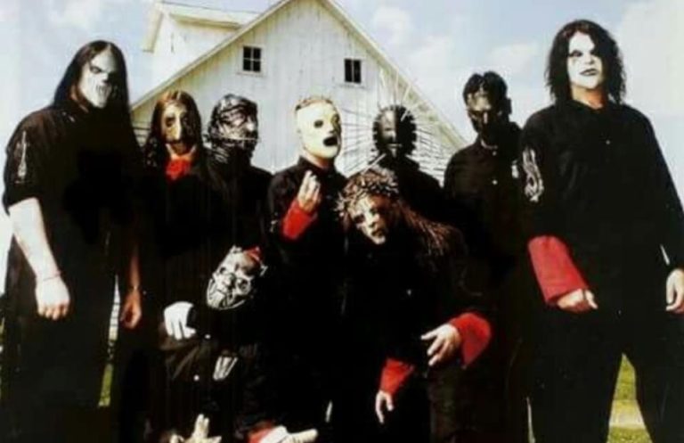 Slipknot Costume: The Perfect Choice for Hardcore Fans